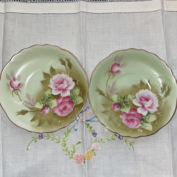 Lefton | Kitchen | Vintage Lefton Teapot With 2 Cup And Saucer Sets ...